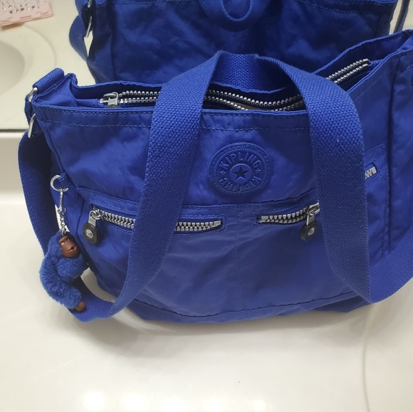 Kipling | Bags | Beautiful Large Kipling Crossbody | Poshmark
